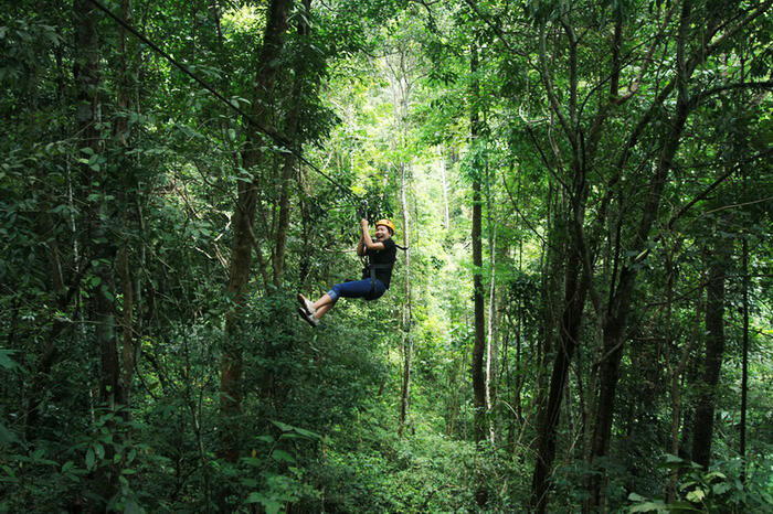บินอย่างชะนี! 5 ที่เที่ยว Zipline โหนสลิง เหินเวหาท้าความเสียว – UndubZapp